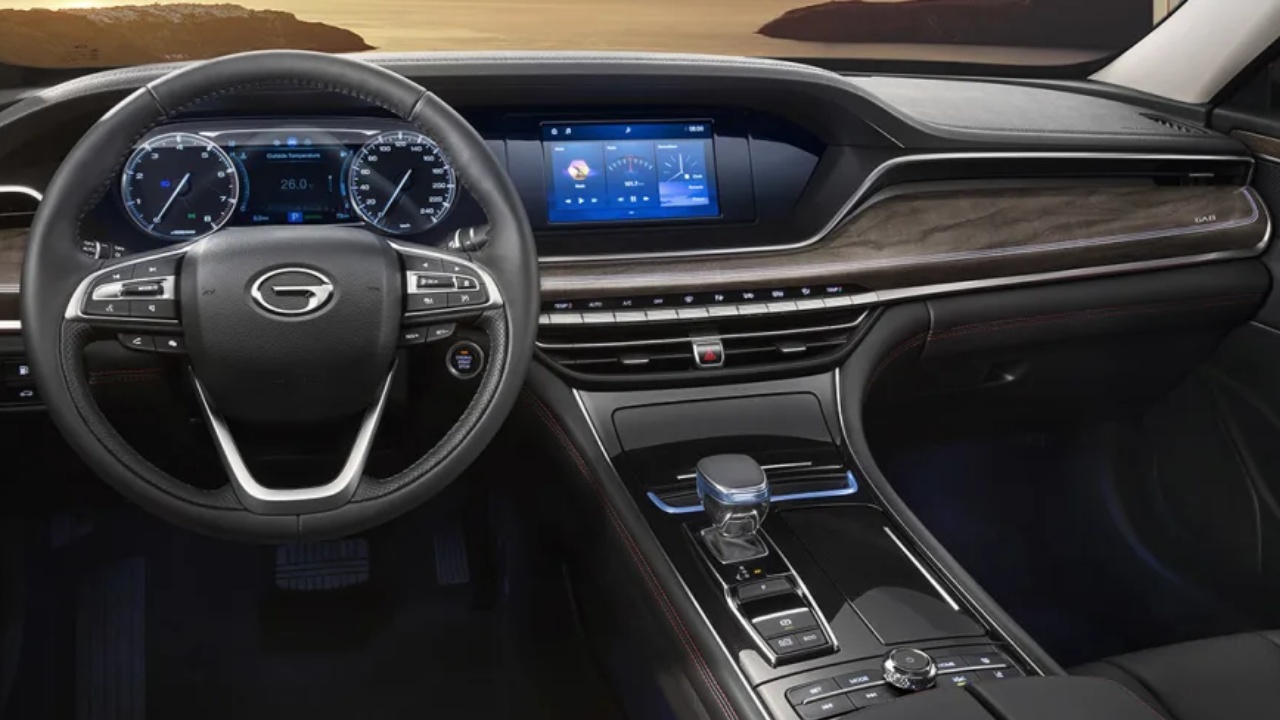 GAC GA8 2023 models and trims, prices and specifications in UAE | Autopediame